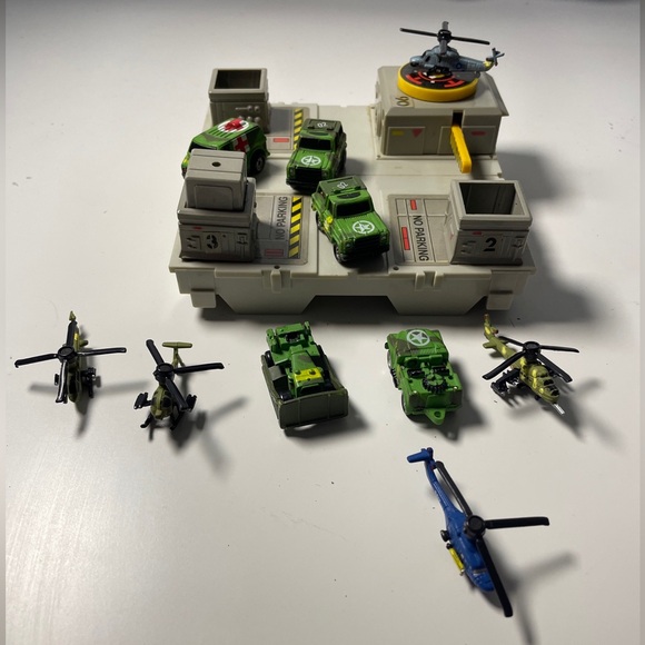 Galoob | Toys | Vintage Gallon 987 Micro Machine Military Vehicles And ...